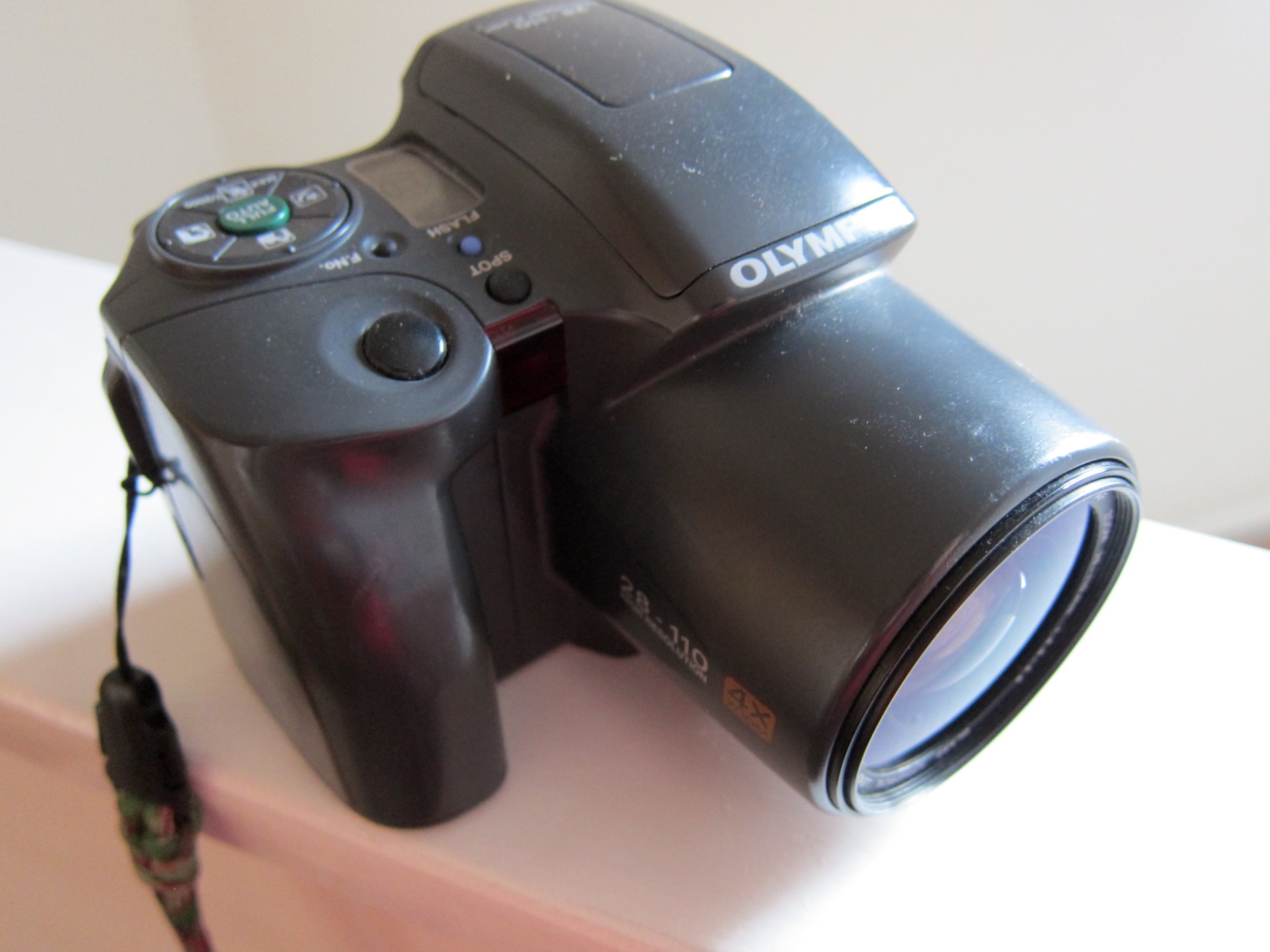 Olympus iS-100 – Camera Go Camera