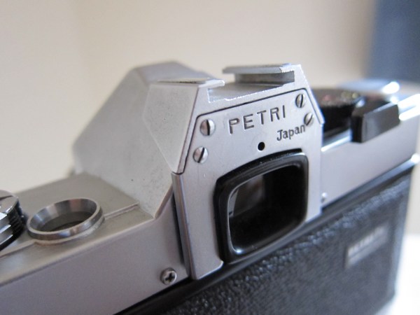 Petri V6 II – Camera Go Camera