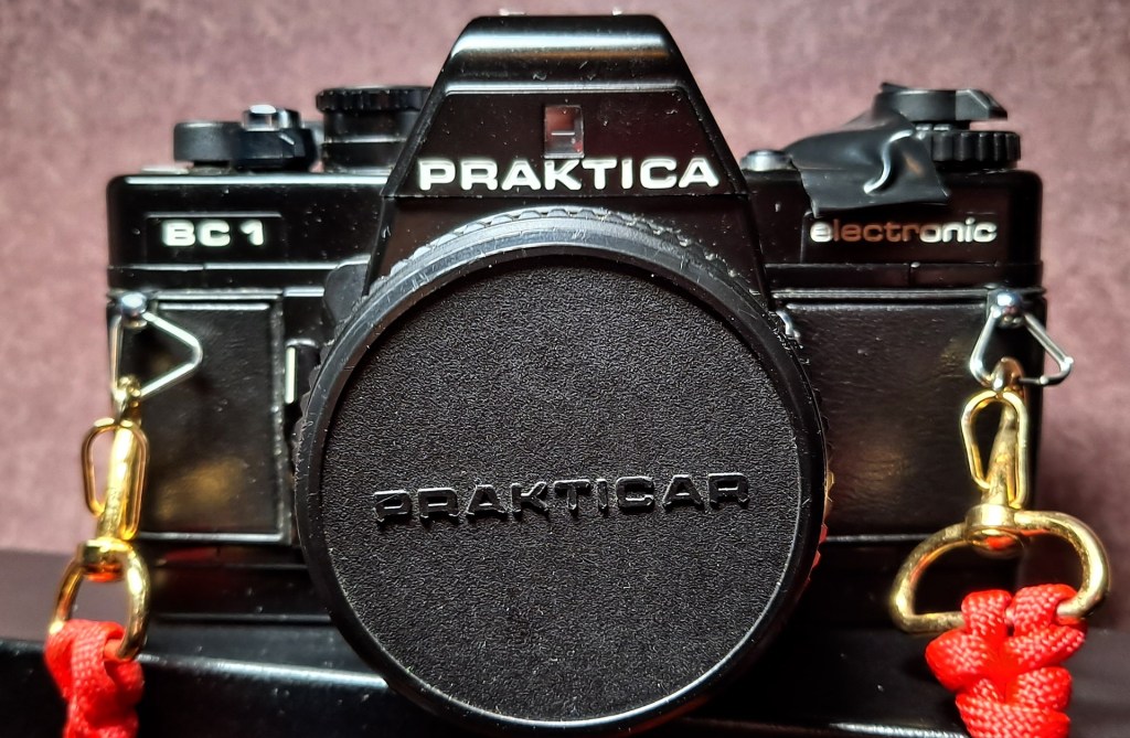Praktica BC1 Electronic – Camera Go Camera